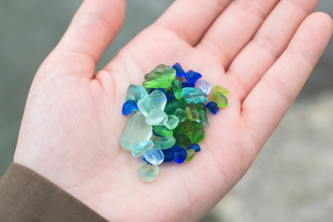 7 tips for finding beach glass - THE DAINTY SQUID