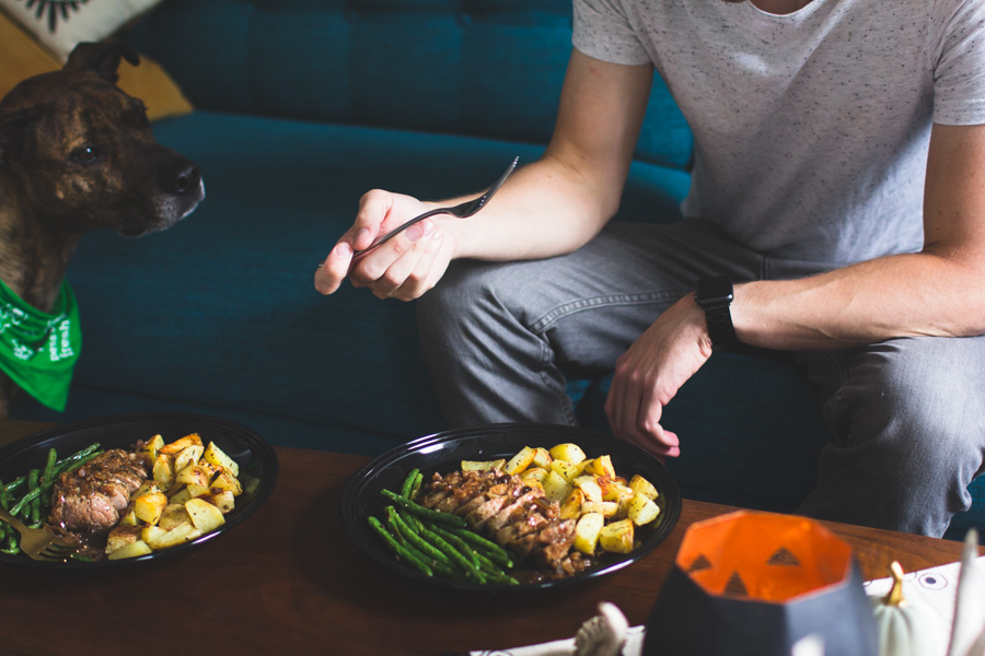 eating fresh with HelloFresh + Freshpet - THE DAINTY SQUID